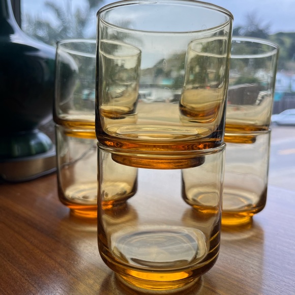 Dining | Vintage Mid Century Amber Gold Yellow Drinking Glasses 8 Oz ...